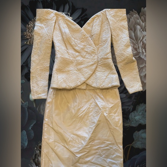 Neiman Marcus | Skirts | Patricia Rhodes For Neiman Marcus Taffeta ...